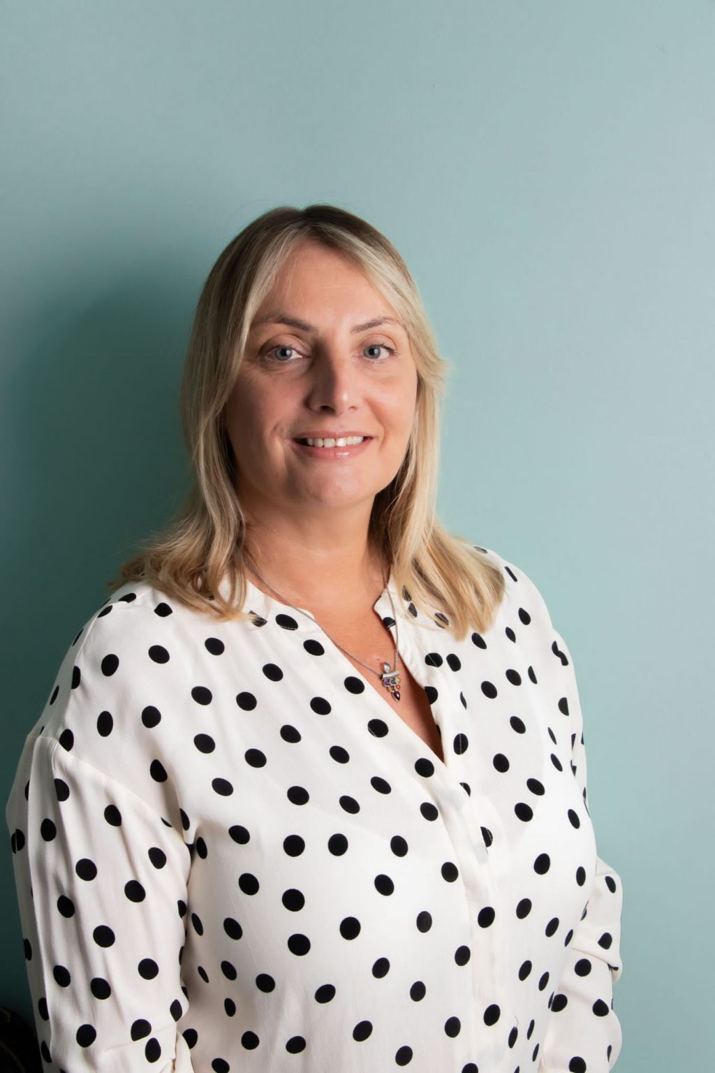 About Me - Joanne Holden